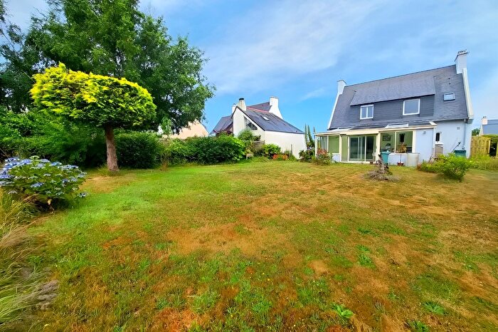 Maison à vendre - Lanvéoc - 6 pièces - 4 chambres