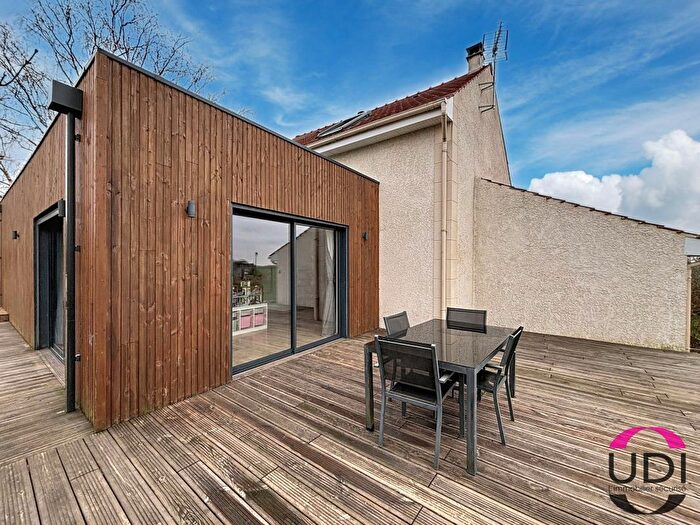 Maison à vendre - Videlles - 5 pièces - 4 chambres