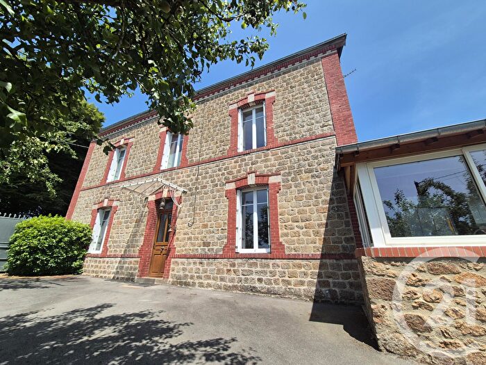 Maison à vendre - La Ferté-Macé - 5 pièces - 4 chambres