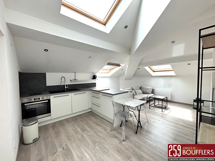 Nancy, Poincaré, Foch, Anatole France, Croix de Bourgogne - Appartement 2 pièces à louer