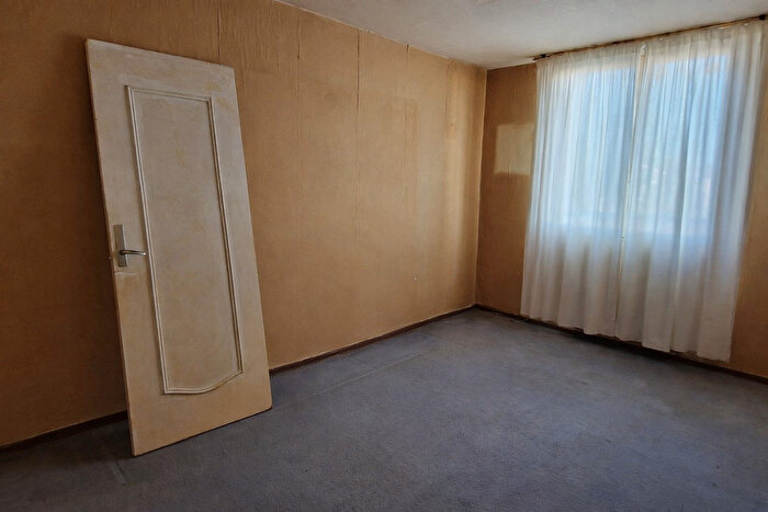 Appartement à vendre - Pérignat-lès-Sarliève - 3 pièces - 2 chambres