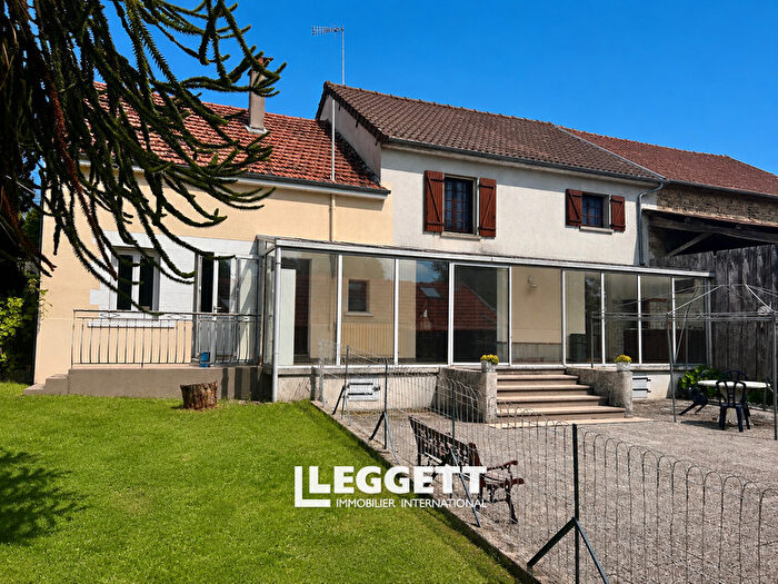 Maison 10 pièces à Lizières, à vendre