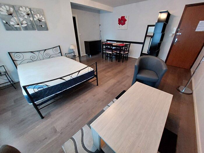 Appartement 1 pièce à louer à Saint Pierre, Dax