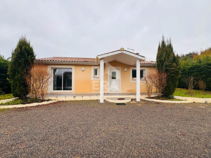 Maison à vendre - Bourg - 4 pièces - 3 chambres