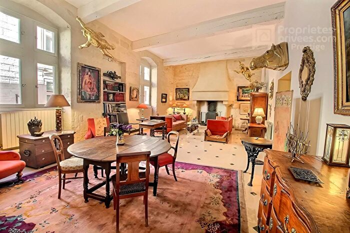 Appartement à vendre - Uzès - 5 pièces - 4 chambres