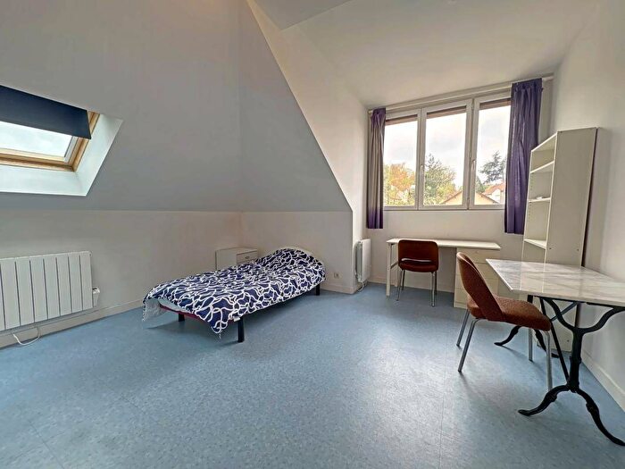 Appartement à louer - Hacquinière-Paris-Chevreuse, Bures-sur-Yvette - 1 pièce