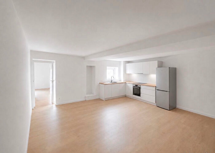 Château-sur-Epte : Appartement 2 pièces à vendre