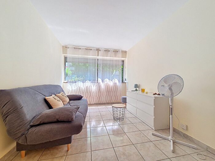 Appartement à louer - Nice, Gambetta - 1 pièce