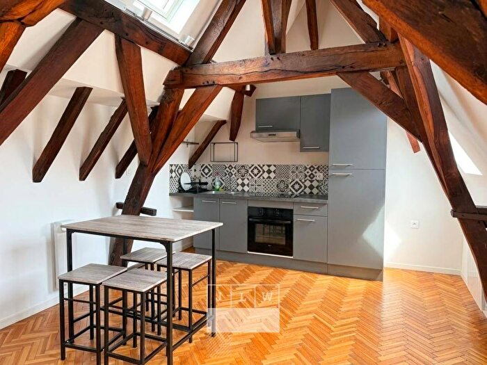 Appartement à louer - Vieux Lille - 2 pièces - 1 chambre