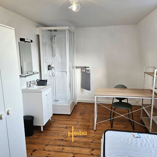 Centre Ville-Fin de la Guerre, Tourcoing : Appartement 1 pièce à louer