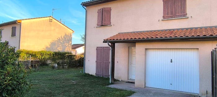 Zone Industrielle, Blanquefort : Maison 5 pièces à louer