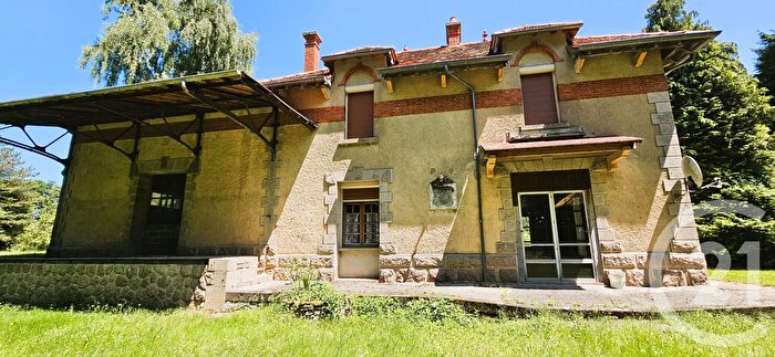Maison 5 pièces à vendre à Terjat