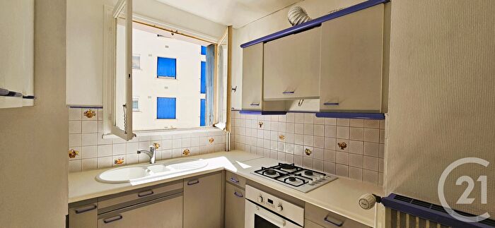 Appartement à vendre - Montluçon, Centre-ville, Les Forges - 3 pièces - 2 chambres