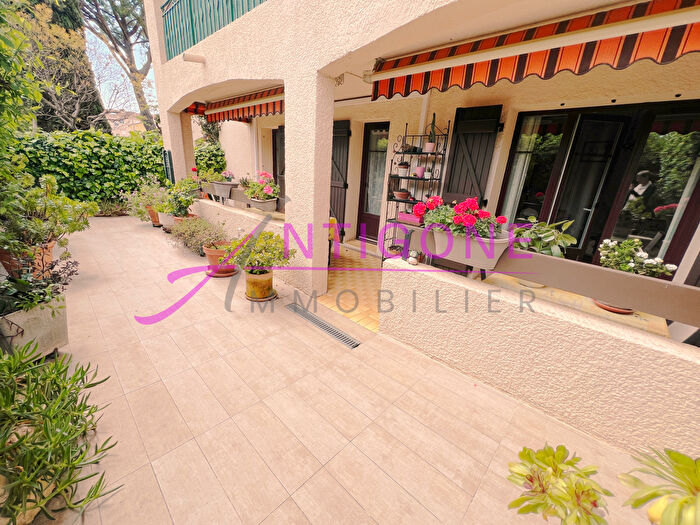 Appartement à vendre - Sanary-sur-Mer, Le Baou, Saint-Roch - 3 pièces - 2 chambres