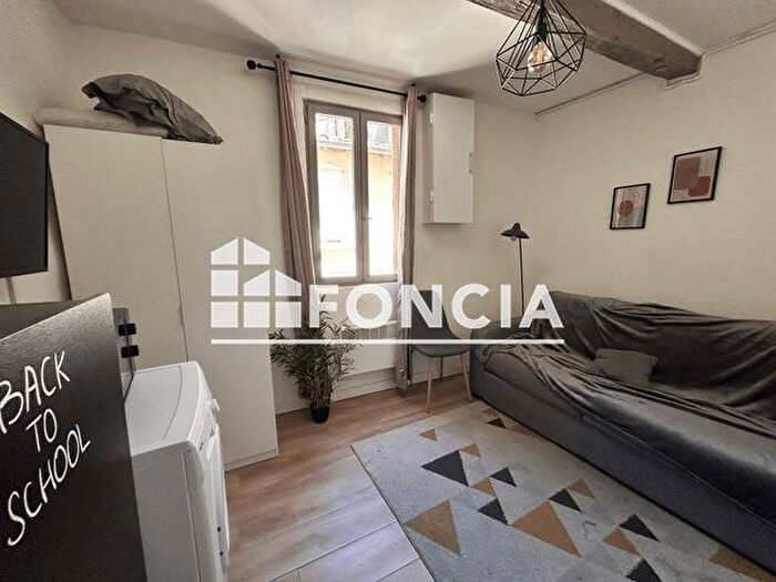 Appartement à louer - Gambetta, Nîmes - 1 pièce