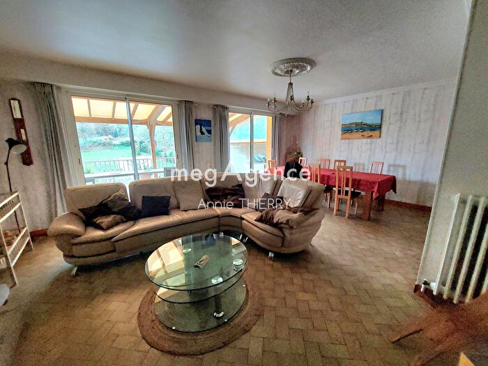 Maison à vendre - Bubry - 7 pièces - 5 chambres