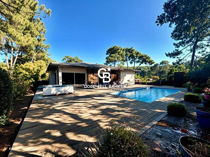 Maison à vendre - Lège-Cap-Ferret - 8 pièces - 7 chambres