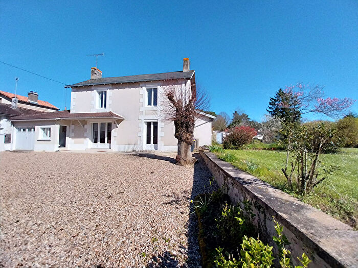 Maison à vendre - Smarves - 4 pièces - 2 chambres