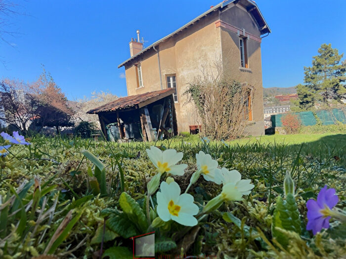 Maison à vendre - Royat - 5 pièces - 3 chambres