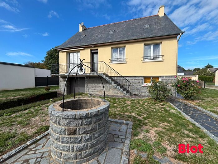 Maison 6 pièces à Crevin, à vendre