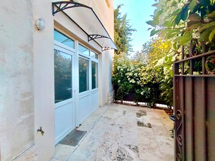 Appartement à louer - Basses Ferrailles-Jas, Cavaillon - 2 pièces - 1 chambre