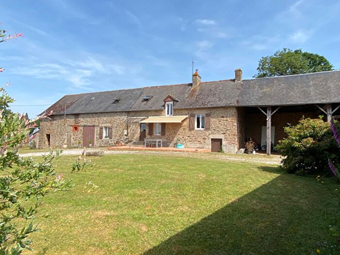 Maison 5 pièces à La Ferrière-Bochard, à vendre