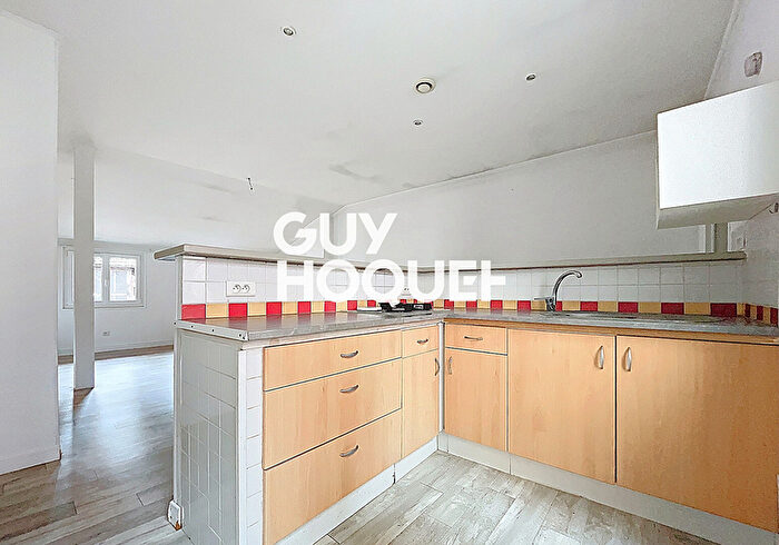 Appartement à vendre - Mâcon, Centre-ville - 2 pièces - 1 chambre