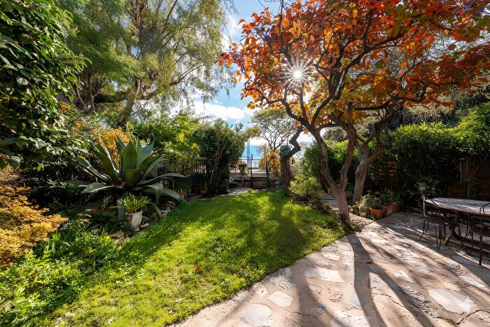 Maison 7 pièces à Cannes, Croix des Gardes, à vendre