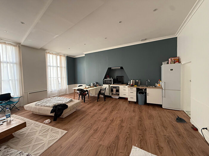 Appartement à vendre - Saumur, Nantilly - 3 pièces - 2 chambres