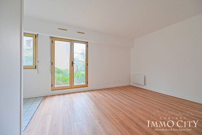 Appartement à louer - Diderot-Domaine du Bois, Vincennes - 1 pièce