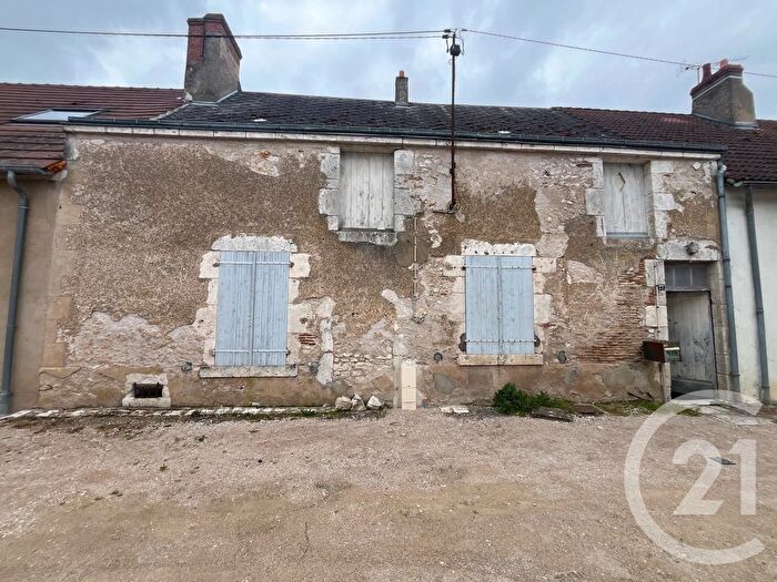 Maison 4 pièces à vendre à Messas