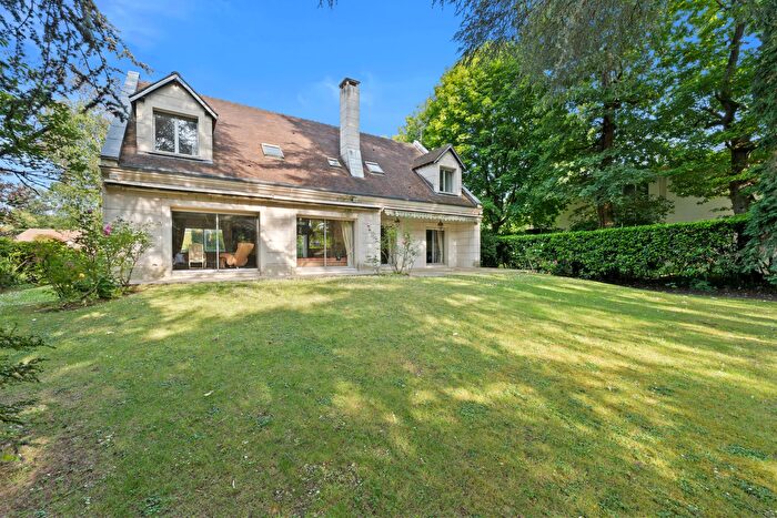 Maison à vendre - Vaucresson - 8 pièces - 5 chambres