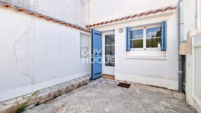 Maisons à vendre et appartements à louer - 1