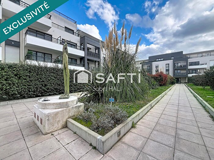 Appartement à vendre - Colombes, Henri Martin Estienne dOrves - 3 pièces - 2 chambres