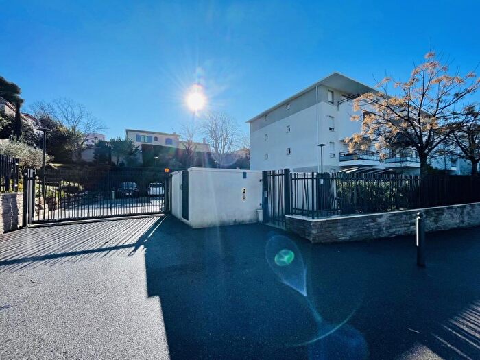 Appartement à vendre - Marseille e , Les Trois Lucs - 2 pièces - 1 chambre