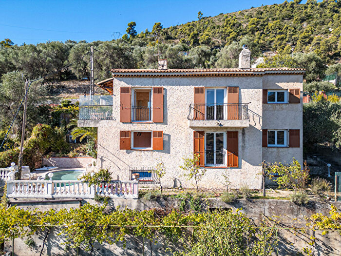 Maison à vendre - Falicon - 6 pièces - 5 chambres