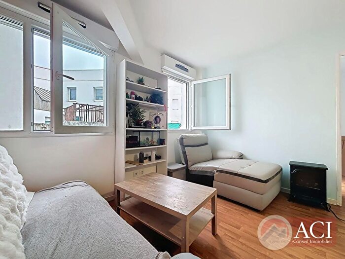 Appartement à vendre - Villetaneuse - 2 pièces - 1 chambre