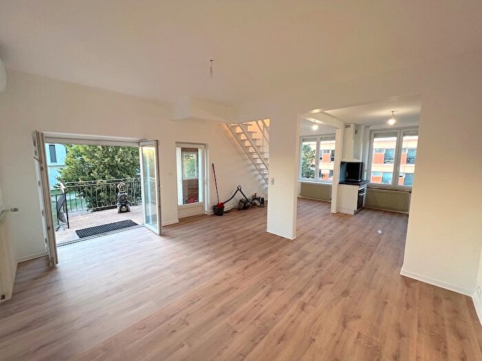 Appartement à louer - Dardilly - 4 pièces - 2 chambres