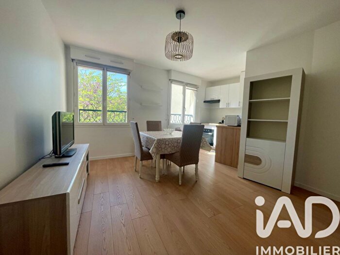 Appartement 1 pièce à louer à Village Doumer, Carrières-sur-Seine