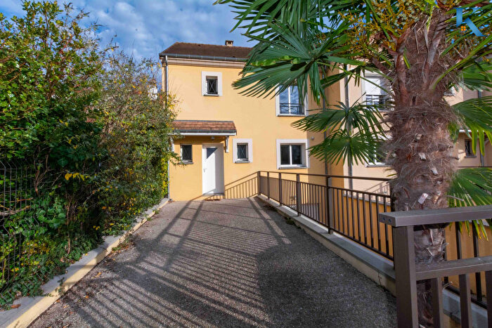 Maison à vendre - Sainte-Geneviève-des-Bois, Paul Vaillant Couturier - 4 pièces - 3 chambres