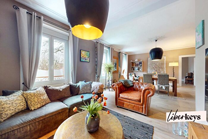 Appartement à vendre - Belfort, Centre-ville, Fb de Montbéliard - 3 pièces - 2 chambres