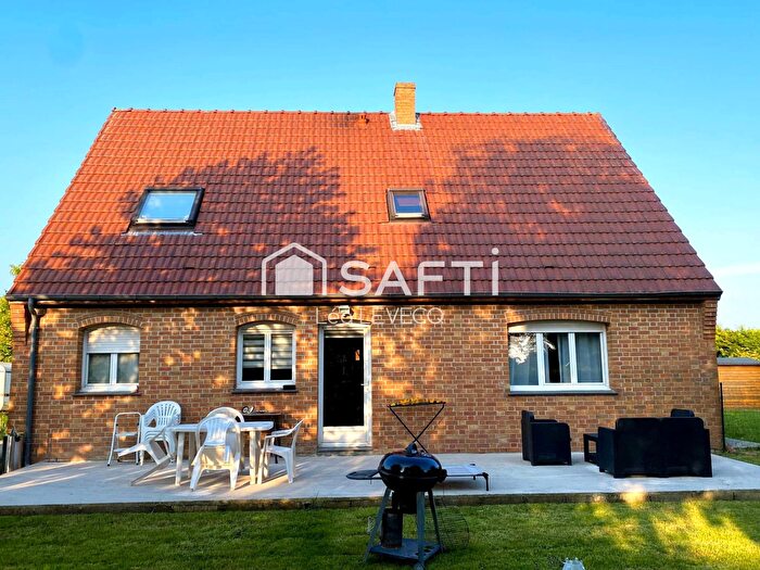 Maison à vendre - Le Quesnoy - 6 pièces - 4 chambres