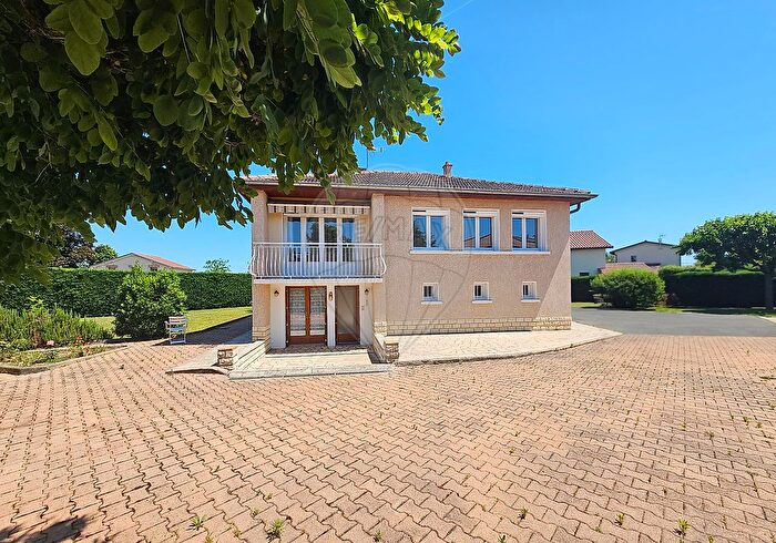 Chazay-dAzergues - Maison 5 pièces à vendre