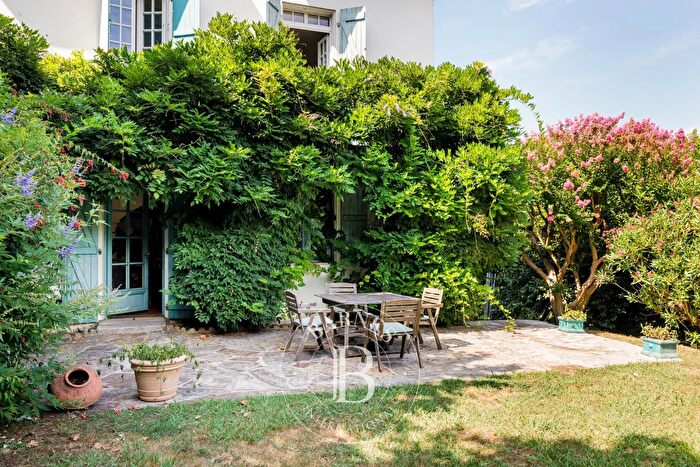 Arbonne : Maison 9 pièces à vendre