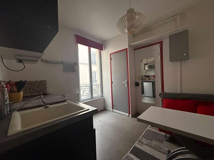 Appartement à louer - Legendre-Lévis, Paris ème arrondissement - 1 pièce