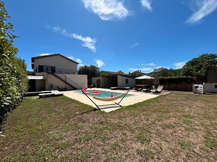 Maison à vendre - Pégomas - 6 pièces - 5 chambres