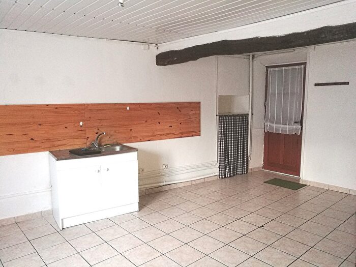 Appartement à louer - Ballancourt-sur-Essonne - 2 pièces - 1 chambre