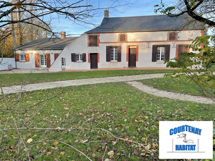 Maison à vendre - Chuelles - 6 pièces - 4 chambres