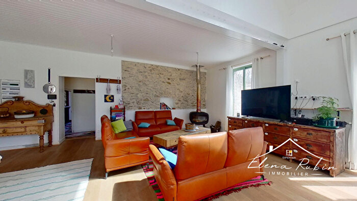 Maison à vendre - Bullion - 8 pièces - 6 chambres