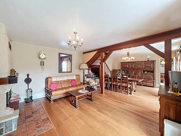 Maison à vendre - Chevilly - 5 pièces - 3 chambres